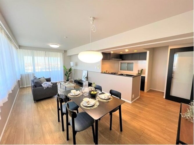 ライオンズプラザ多摩センター | FLIEライブラリー